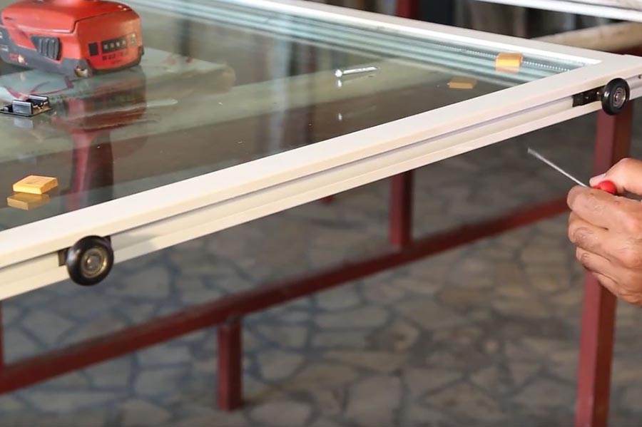 Kupa Guillotine Glass System Manufacturing Process - Kupa Glazing